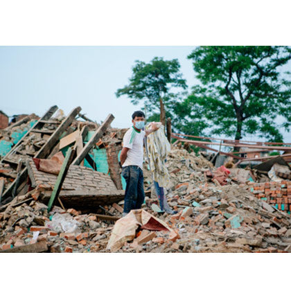 HELP NEPAL – Roark Brand